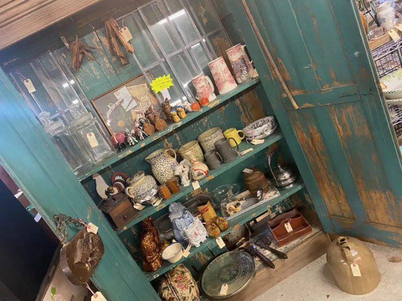 Riverside Centre Antique Mall – Cincinnati's # 1 Antique Mall